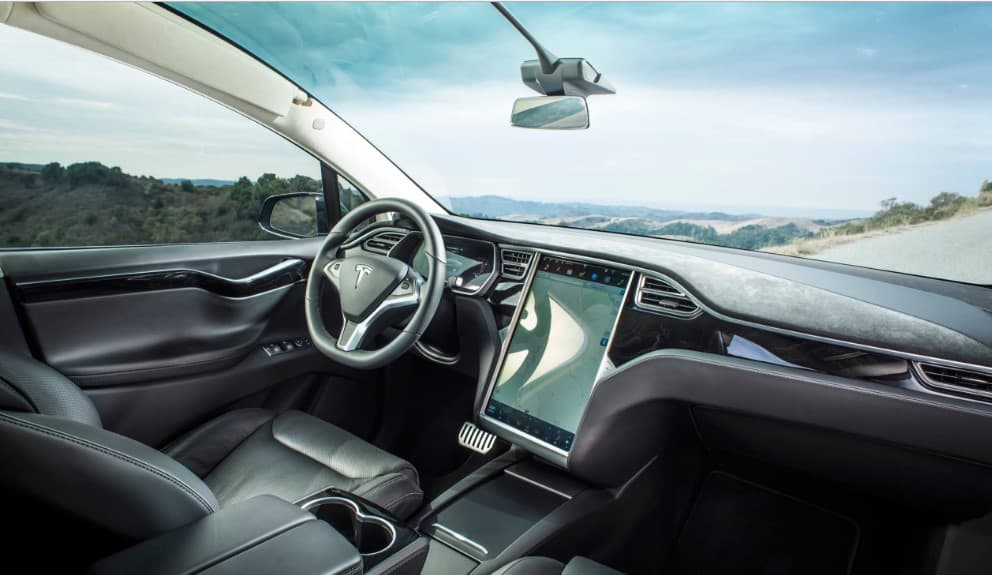 Fully Autonomous Tesla Drives Itself With Zero Human Intervention